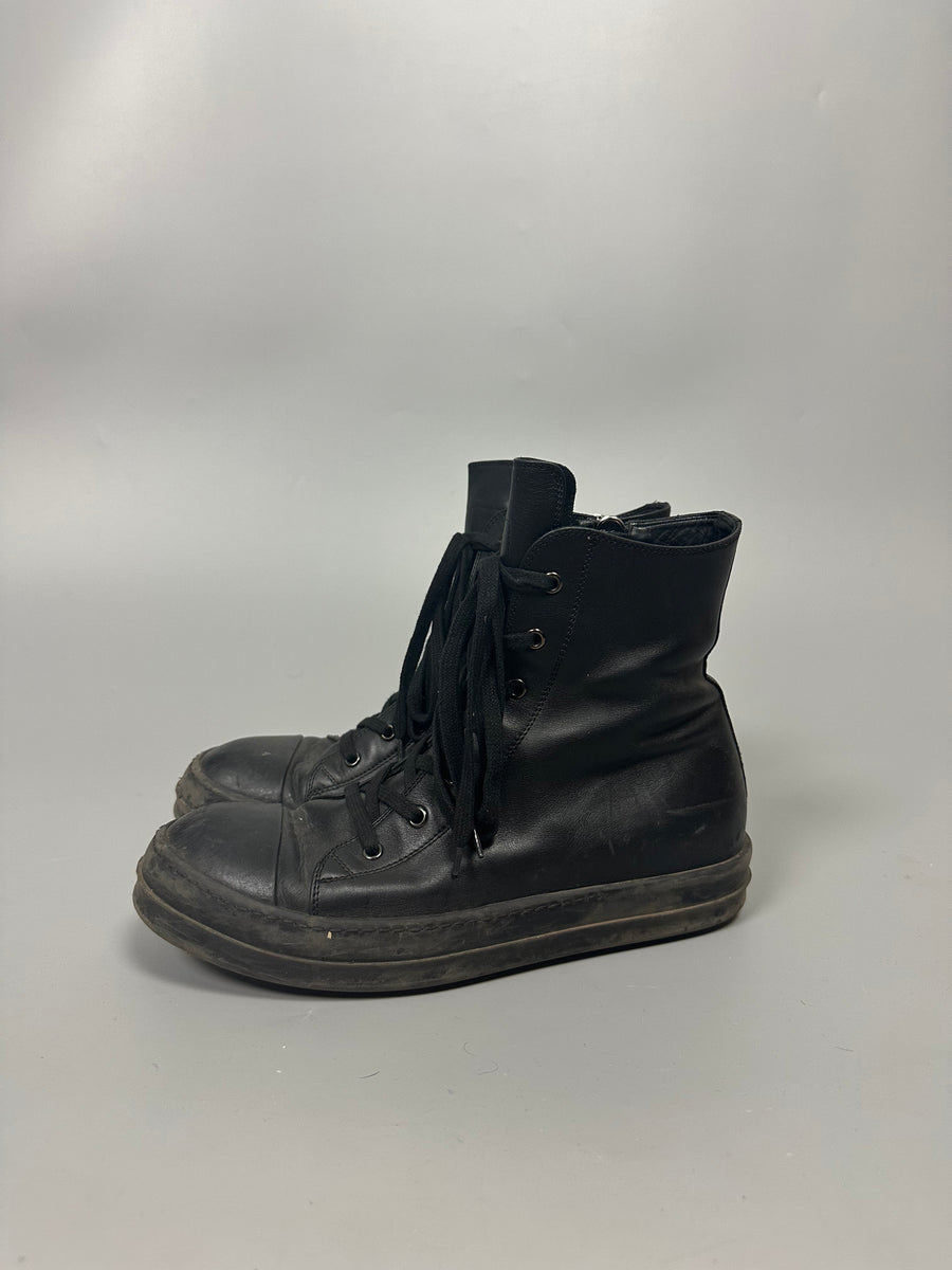 FW19 ‘LARRY’ Triple Black Ramones – SHOPTHROAT.COM